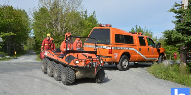 RCMP and partners demonstrate how they assist hikers in distress ...